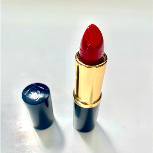 Estee Lauder | Makeup | Este Lauder Signature Lipstick 35 Rich Red New ...